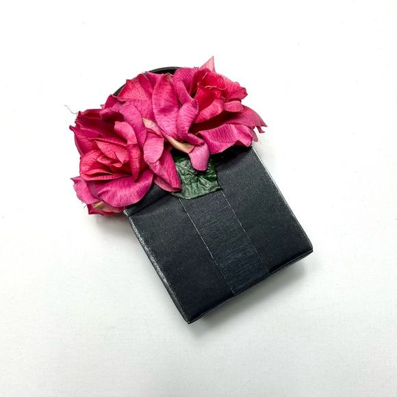 Moo Roo | Bags | Moo Roo Vintage Autographed Floral Handbag Purse ...